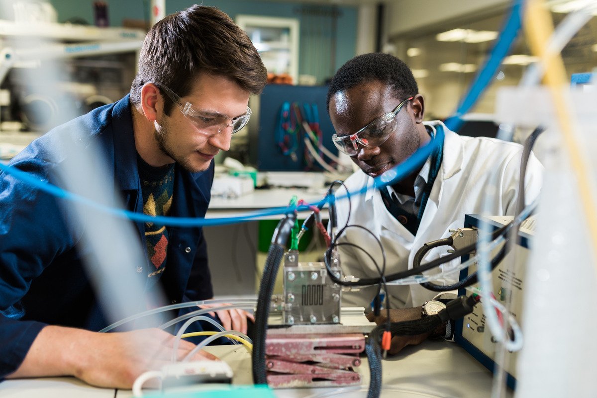 University College London - DER-IC